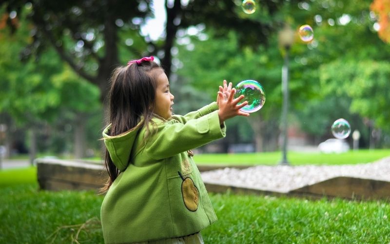 Freebie: 100 Fun, Creative Ideas for You to Do With Your Kids!